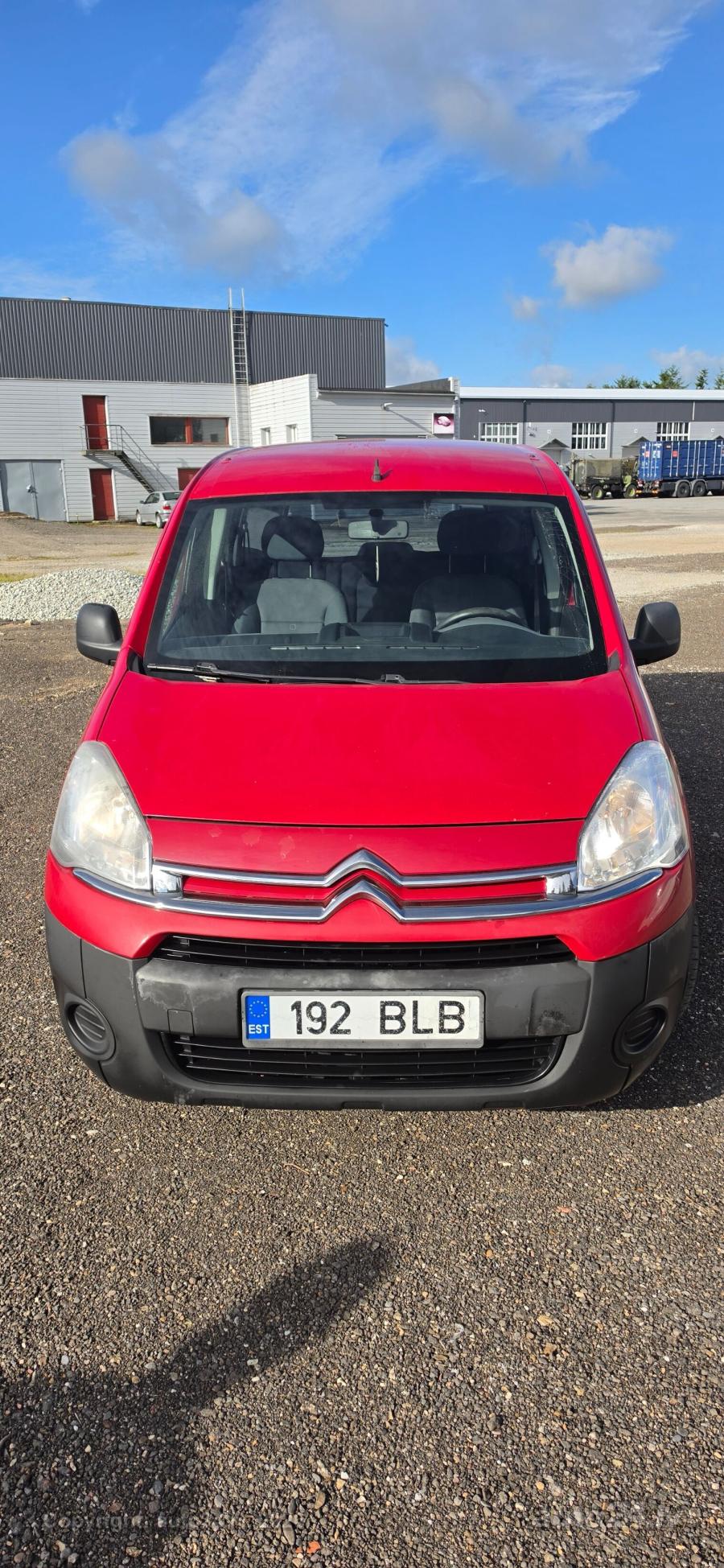 Sarkans Citroen Berlingo 2014 Paide, ar dzinēja tilpumu 1.60 L un nobraukumu 295 tūkst. km par 3199 €, foto 3 vietnē AUTOMOTO.COM.LV
