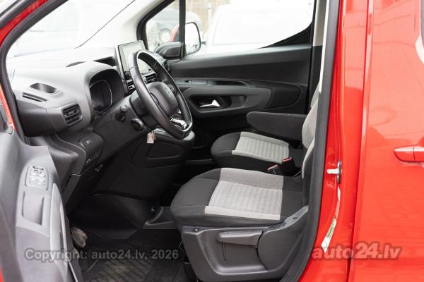 Red Citroen Berlingo 2019 in Tallinn, with an engine capacity of 1.50 L and mileage of 90 thousand km for 12900 €, photo 9 on AUTOMOTO.COM.LV