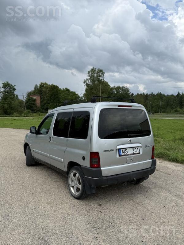 Citroen Berlingo 2005 Rēzekne, ar dzinēja tilpumu 1.40 L un nobraukumu 273 tūkst. km par 1100 €, foto 3 vietnē AUTOMOTO.COM.LV