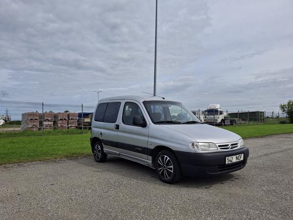 Citroen Berlingo 2002 in Rakvere, with an engine capacity of 0.00 L and mileage of 280 thousand km for 700 €, photo 1 on AUTOMOTO.COM.LV