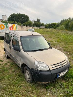 Citroen Berlingo 2005 Rīga, ar dzinēja tilpumu 1.90 L un nobraukumu 361 tūkst. km par 350 €, foto  vietnē AUTOMOTO.COM.LV
