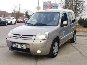 Citroen Berlingo 2008 Viļņa, ar dzinēja tilpumu 1.60 L un nobraukumu 400 tūkst. km par 500 €, foto 3 vietnē AUTOMOTO.COM.LV