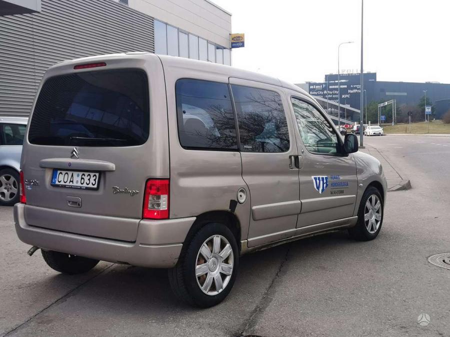 Citroen Berlingo 2008 Viļņa, ar dzinēja tilpumu 1.60 L un nobraukumu 400 tūkst. km par 500 €, foto 5 vietnē AUTOMOTO.COM.LV