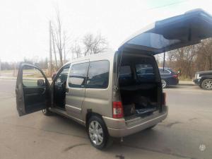 Citroen Berlingo 2008 Viļņa, ar dzinēja tilpumu 1.60 L un nobraukumu 400 tūkst. km par 500 €, foto 14 vietnē AUTOMOTO.COM.LV