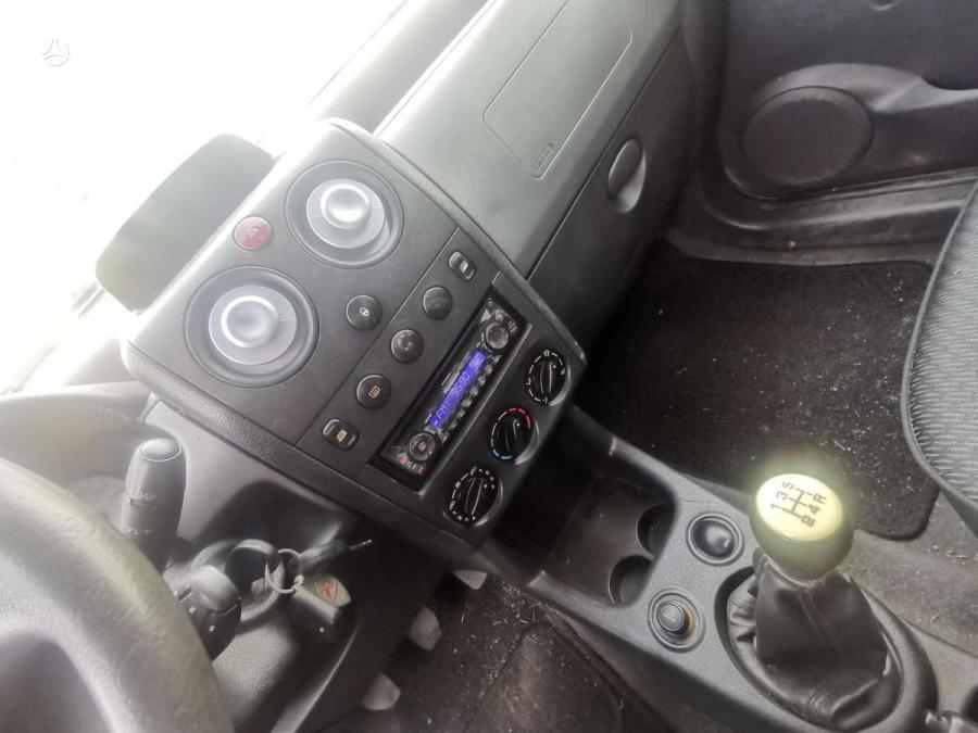 Citroen Berlingo 2008 Viļņa, ar dzinēja tilpumu 1.60 L un nobraukumu 400 tūkst. km par 500 €, foto 22 vietnē AUTOMOTO.COM.LV