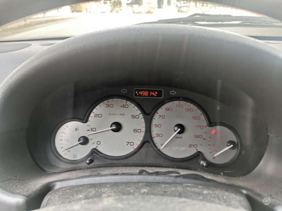 Citroen Berlingo 2008 Viļņa, ar dzinēja tilpumu 1.60 L un nobraukumu 400 tūkst. km par 500 €, foto 23 vietnē AUTOMOTO.COM.LV