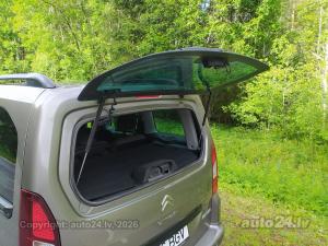 Citroen Berlingo 2012 in Paide, with an engine capacity of 1.60 L and mileage of 146 thousand km for 4790 €, photo 11 on AUTOMOTO.COM.LV