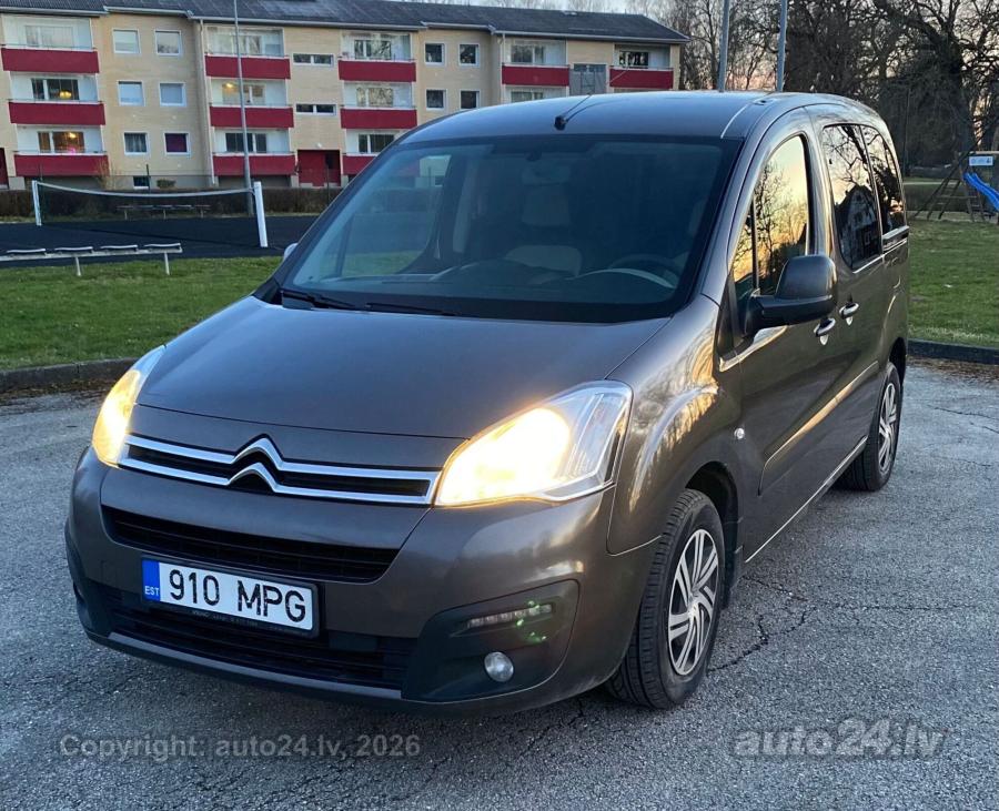 Citroen Berlingo 2015 Tallina, ar dzinēja tilpumu 1.60 L un nobraukumu 320 tūkst. km par 5870 €, foto 1 vietnē AUTOMOTO.COM.LV