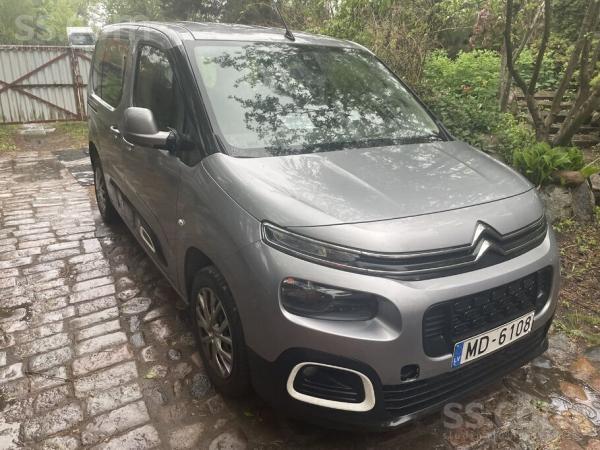 Citroen Berlingo 2019 in Riga, with an engine capacity of 1.50 L and mileage of 177 thousand km for 8500 €, photo 1 on AUTOMOTO.COM.LV