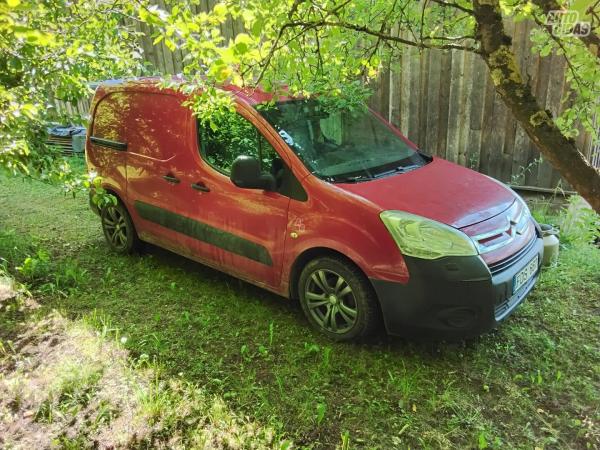 Citroen Berlingo 2010 Kauņa, ar dzinēja tilpumu 1.60 L un nobraukumu 340 tūkst. km par 990 €, foto 1 vietnē AUTOMOTO.COM.LV