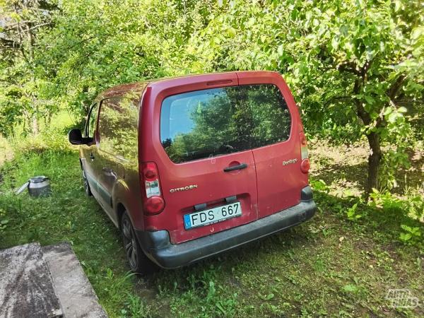 Citroen Berlingo 2010 Kauņa, ar dzinēja tilpumu 1.60 L un nobraukumu 340 tūkst. km par 990 €, foto 3 vietnē AUTOMOTO.COM.LV