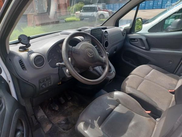 Citroen Berlingo 2018 Viļņa vietnē Citroen Berlingo 2018 Viļņa, ar dzinēja tilpumu 1.50 L un nobraukumu 199 tūkst. km par 3500 €, foto 4 vietnē AUTOMOTO.COM.LV