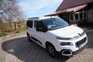 Balts Citroen Berlingo 2023 Dobele, ar dzinēja tilpumu 1.50 L un nobraukumu 87 tūkst. km par 13300 €, foto 8 vietnē AUTOMOTO.COM.LV
