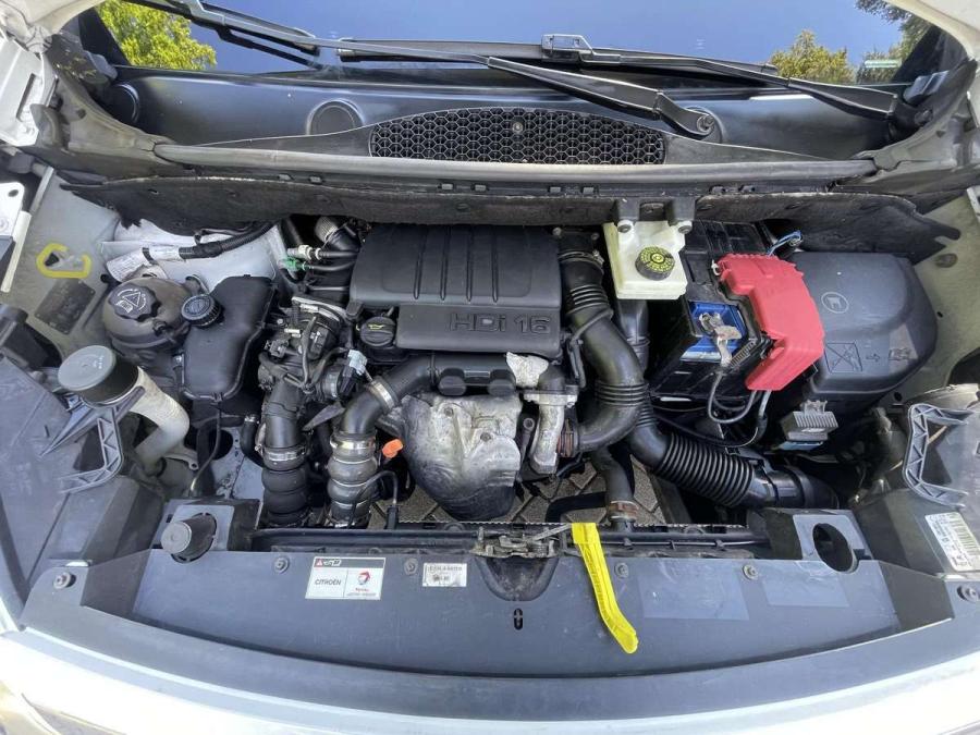 Balts Citroen Berlingo 2009 Šauļi, ar dzinēja tilpumu 1.56 L un nobraukumu 340 tūkst. km par 2150 €, foto 21 vietnē AUTOMOTO.COM.LV