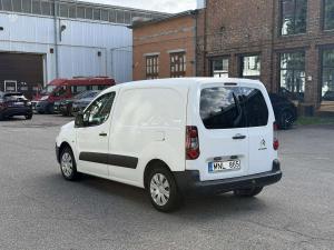 Balts Citroen Berlingo 2013 Kauņa, ar dzinēja tilpumu 1.56 L un nobraukumu 286 tūkst. km par 3590 €, foto 4 vietnē AUTOMOTO.COM.LV