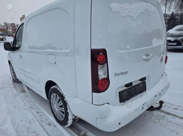Balts Citroen Berlingo 2016 Marijampole, ar dzinēja tilpumu 1.56 L un nobraukumu 160 tūkst. km par 4850 €, foto 4 vietnē AUTOMOTO.COM.LV