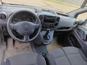 Balts Citroen Berlingo 2017 Viļņa, ar dzinēja tilpumu 1.56 L un nobraukumu 91 tūkst. km par 3400 €, foto 6 vietnē AUTOMOTO.COM.LV