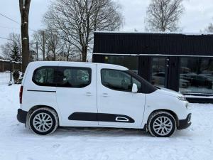 Balts Citroen Berlingo 2018 Rīga, ar dzinēja tilpumu 0.00 L un nobraukumu 159 tūkst. km par 8995 €, foto 5 vietnē AUTOMOTO.COM.LV