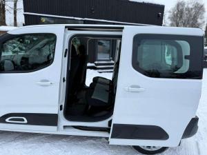 Balts Citroen Berlingo 2018 Rīga, ar dzinēja tilpumu 1.50 L un nobraukumu 159 tūkst. km par 8995 €, foto 13 vietnē AUTOMOTO.COM.LV