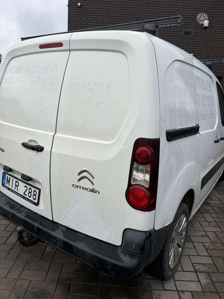 Balts Citroen Berlingo 2018 Kauņa, ar dzinēja tilpumu 1.56 L un nobraukumu 160 tūkst. km par 3800 €, foto 7 vietnē AUTOMOTO.COM.LV