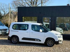 Balts Citroen Berlingo 2018 Rīga, ar dzinēja tilpumu 1.50 L un nobraukumu 160 tūkst. km par 7690 €, foto 4 vietnē AUTOMOTO.COM.LV