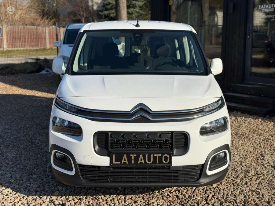Balts Citroen Berlingo 2018 Rīga, ar dzinēja tilpumu 1.50 L un nobraukumu 160 tūkst. km par 7690 €, foto 11 vietnē AUTOMOTO.COM.LV