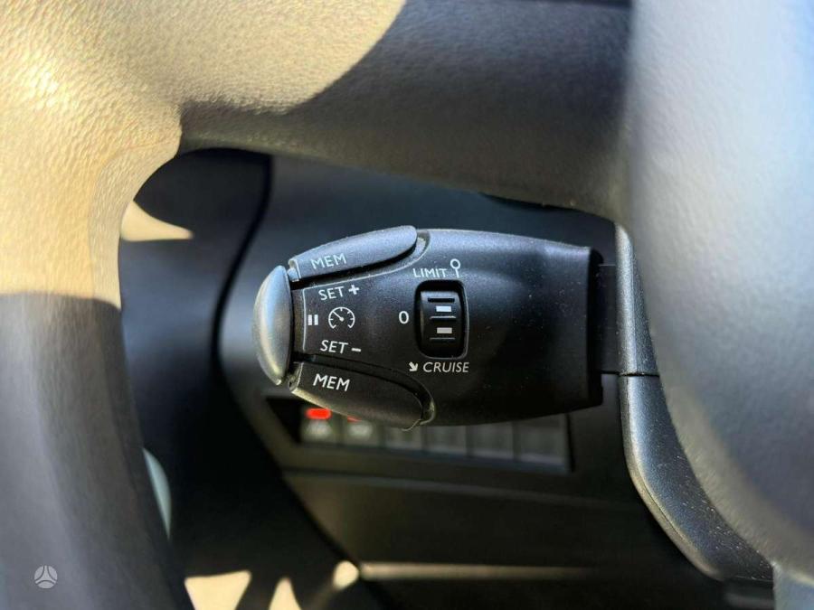 Balts Citroen Berlingo 2018 Rīga, ar dzinēja tilpumu 1.50 L un nobraukumu 160 tūkst. km par 7690 €, foto 15 vietnē AUTOMOTO.COM.LV