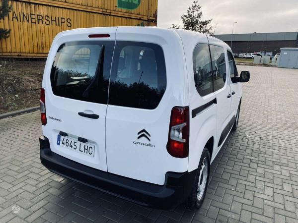 White Citroen Berlingo 2020 in Vilnius, with an engine capacity of 1.50 L and mileage of 173 thousand km for 7450 €, photo 8 on AUTOMOTO.COM.LV