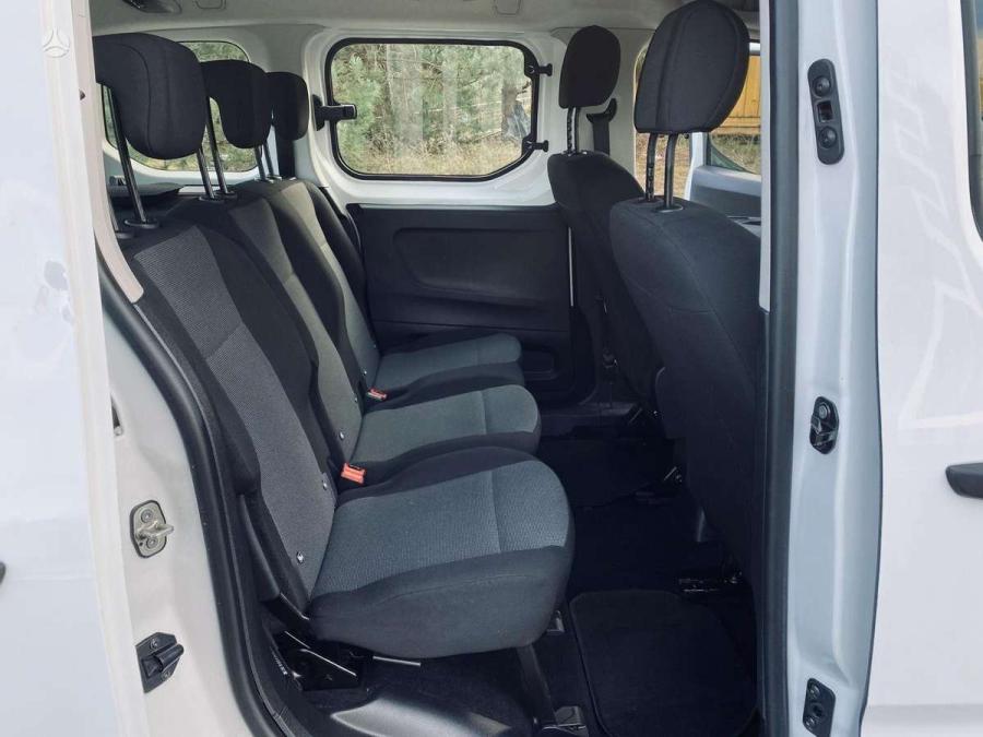 Balts Citroen Berlingo 2020 Viļņa, ar dzinēja tilpumu 1.50 L un nobraukumu 173 tūkst. km par 7450 €, foto 20 vietnē AUTOMOTO.COM.LV