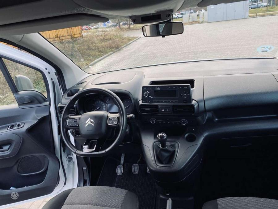 Balts Citroen Berlingo 2020 Viļņa, ar dzinēja tilpumu 1.50 L un nobraukumu 173 tūkst. km par 7280 €, foto 15 vietnē AUTOMOTO.COM.LV