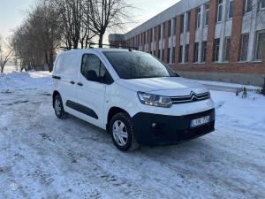 Balts Citroen Berlingo 2020 Kauņa, ar dzinēja tilpumu 1.20 L un nobraukumu 88 tūkst. km par 6900 €, foto 2 vietnē AUTOMOTO.COM.LV