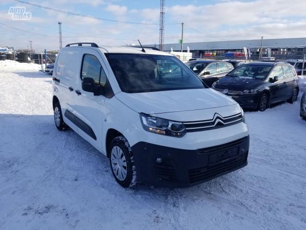 White Citroen Berlingo 2020 in Kaunas, with an engine capacity of 1.50 L and mileage of 114 thousand km for 6999 €, photo 3 on AUTOMOTO.COM.LV