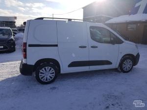 White Citroen Berlingo 2020 in Kaunas, with an engine capacity of 1.50 L and mileage of 114 thousand km for 6999 €, photo 5 on AUTOMOTO.COM.LV