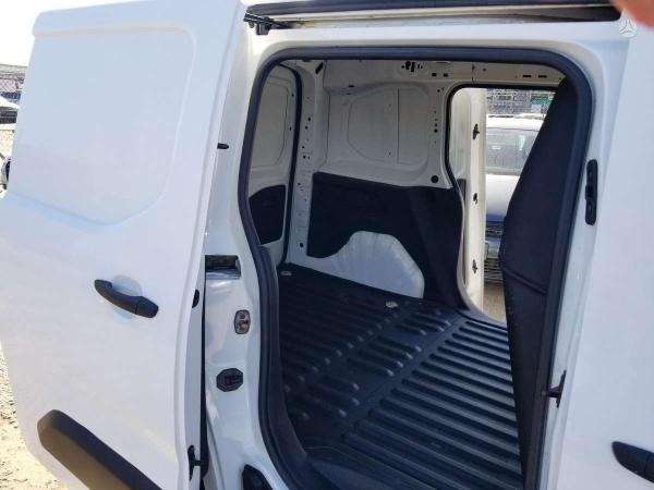 White Citroen Berlingo 2020 in Kaunas, with an engine capacity of 1.50 L and mileage of 110 thousand km for 7299 €, photo 10 on AUTOMOTO.COM.LV