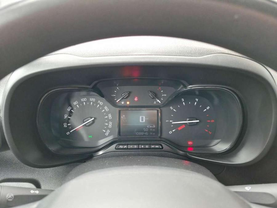 White Citroen Berlingo 2020 in Vilnius, with an engine capacity of 1.50 L and mileage of 109 thousand km for 9999 €, photo 15 on AUTOMOTO.COM.LV