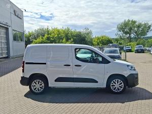 White Citroen Berlingo 2022 in Vilnius, with an engine capacity of 1.50 L and mileage of 84 thousand km for 10750 €, photo 6 on AUTOMOTO.COM.LV