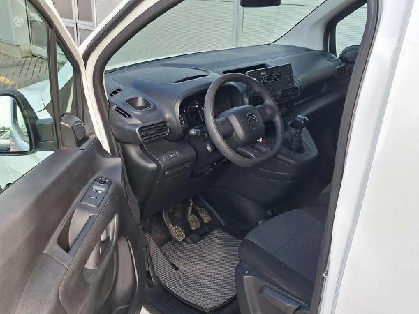 Balts Citroen Berlingo 2022 Viļņa, ar dzinēja tilpumu 1.50 L un nobraukumu 84 tūkst. km par 10750 €, foto 7 vietnē AUTOMOTO.COM.LV