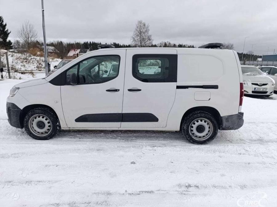 Balts Citroen Berlingo 2023 Viļņa, ar dzinēja tilpumu 1.50 L un nobraukumu 87 tūkst. km par 14520 €, foto 3 vietnē AUTOMOTO.COM.LV