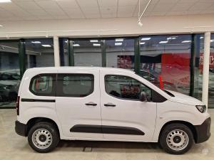 Balts Citroen Berlingo 2026 Viļņa, ar dzinēja tilpumu 1.50 L un nobraukumu 5 tūkst. km par 24775 €, foto 4 vietnē AUTOMOTO.COM.LV