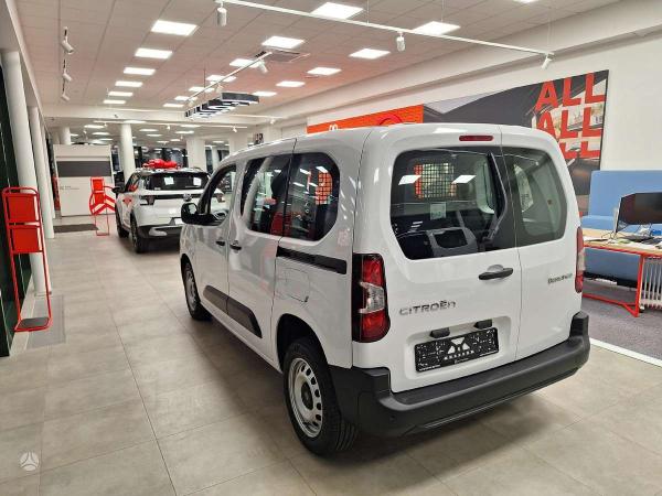 Balts Citroen Berlingo 2026 Viļņa, ar dzinēja tilpumu 1.50 L un nobraukumu 5 tūkst. km par 24775 €, foto 8 vietnē AUTOMOTO.COM.LV