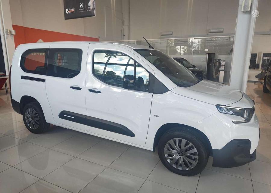 White Citroen Berlingo 2026 in Kaunas, with an engine capacity of 1.50 L and mileage of 0 thousand km for 27500 €, photo 3 on AUTOMOTO.COM.LV