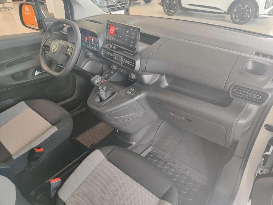 White Citroen Berlingo 2026 in Kaunas, with an engine capacity of 1.50 L and mileage of 0 thousand km for 27500 €, photo 13 on AUTOMOTO.COM.LV