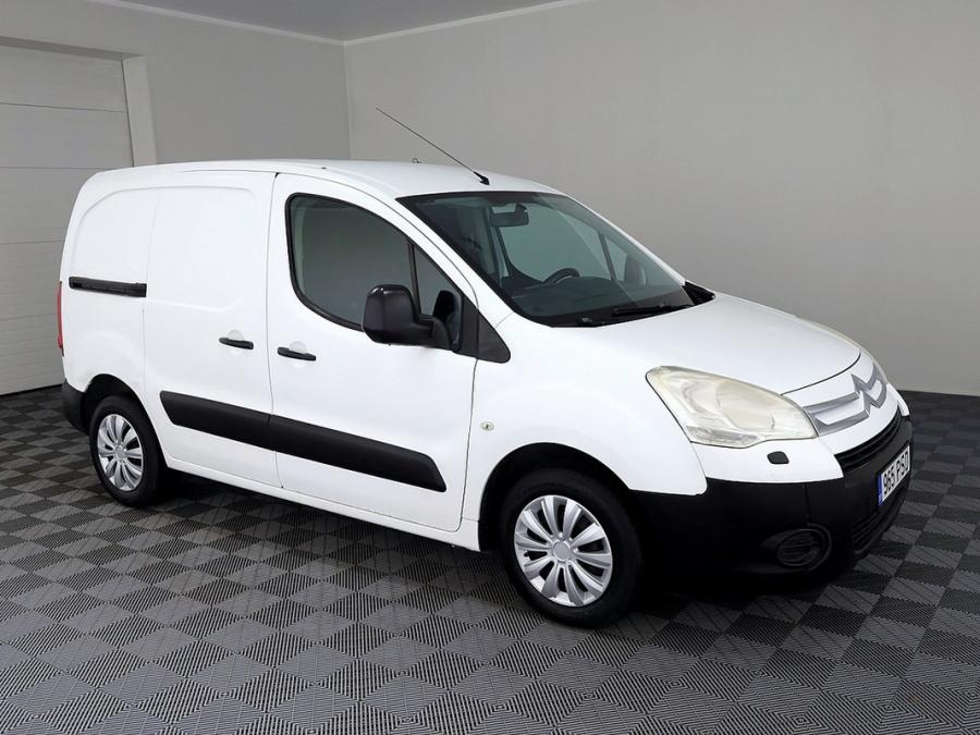 White Citroen Berlingo 2009 in Tallinn, with an engine capacity of 1.60 L and mileage of 248 thousand km for 2199 €, photo 10 on AUTOMOTO.COM.LV
