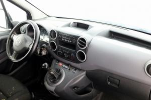 White Citroen Berlingo 2009 in Tallinn, with an engine capacity of 1.60 L and mileage of 248 thousand km for 2199 €, photo 14 on AUTOMOTO.COM.LV