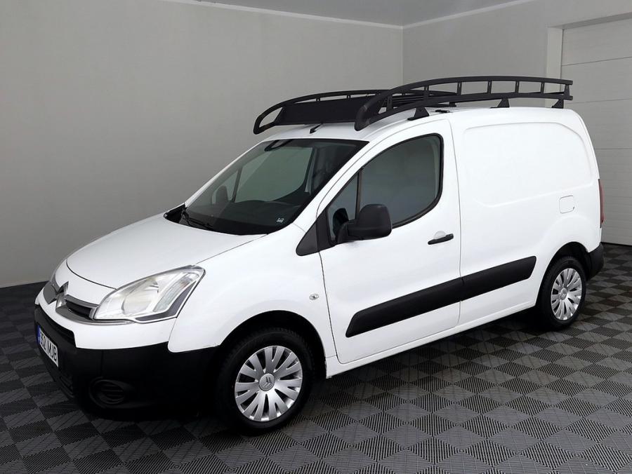 White Citroen Berlingo 2013 in Tallinn, with an engine capacity of 1.60 L and mileage of 219 thousand km for 2099 €, photo 10 on AUTOMOTO.COM.LV