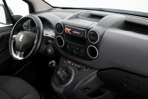 Balts Citroen Berlingo 2013 Tallina, ar dzinēja tilpumu 1.60 L un nobraukumu 189 tūkst. km par 2299 €, foto 6 vietnē AUTOMOTO.COM.LV