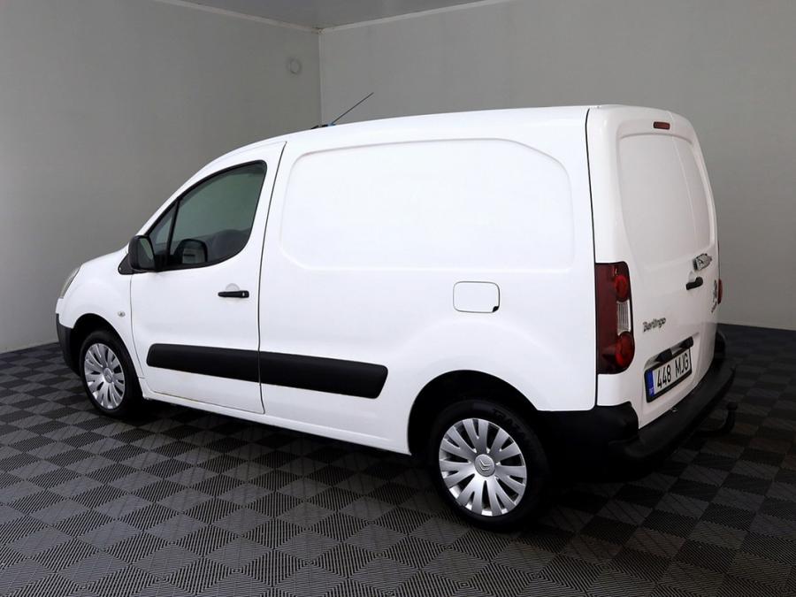 Balts Citroen Berlingo 2013 Tallina, ar dzinēja tilpumu 1.60 L un nobraukumu 189 tūkst. km par 2299 €, foto 12 vietnē AUTOMOTO.COM.LV