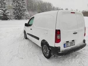 White Citroen Berlingo 2016 in Riga, with an engine capacity of 1.60 L and mileage of 368 thousand km for 3300 €, photo 4 on AUTOMOTO.COM.LV