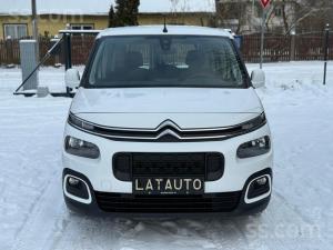 White Citroen Berlingo 2018 in Riga, with an engine capacity of 1.50 L and mileage of 159 thousand km for 8995 €, photo 3 on AUTOMOTO.COM.LV