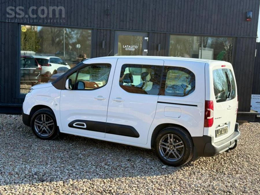 Balts Citroen Berlingo 2018 Rīga, ar dzinēja tilpumu 1.50 L un nobraukumu 159 tūkst. km par 7690 €, foto 7 vietnē AUTOMOTO.COM.LV